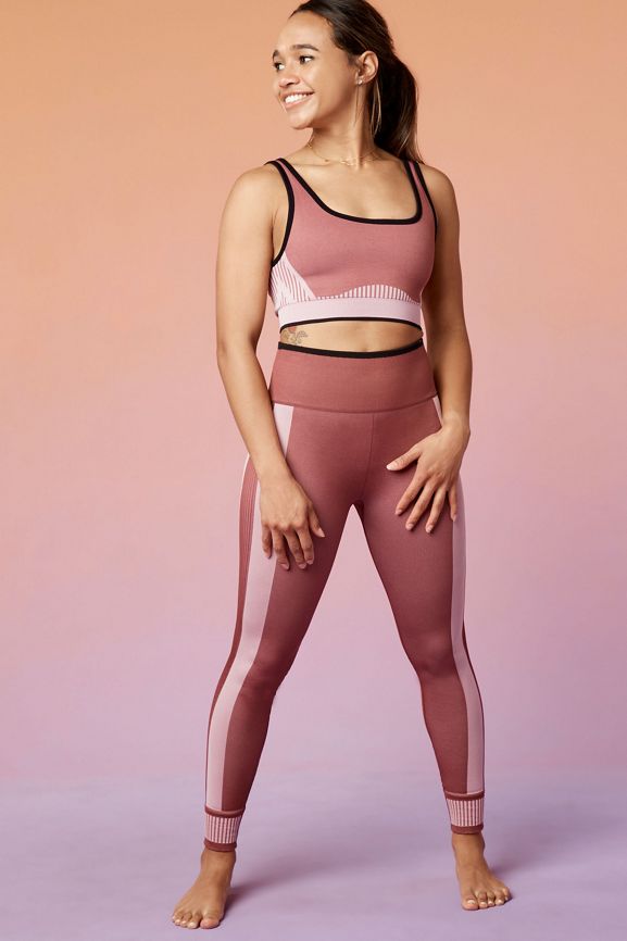 Chloe Seamless Bra Fabletics