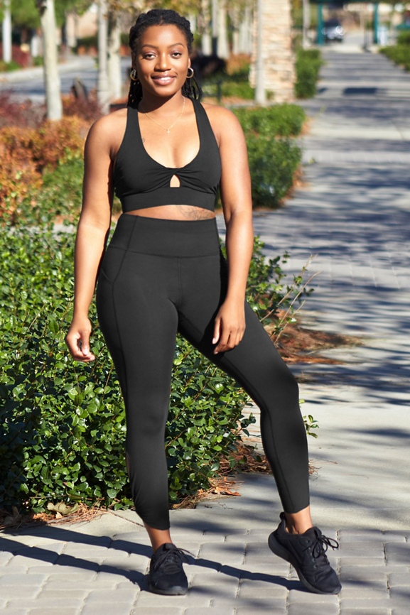 Oasis Twist Sports Bra Fabletics