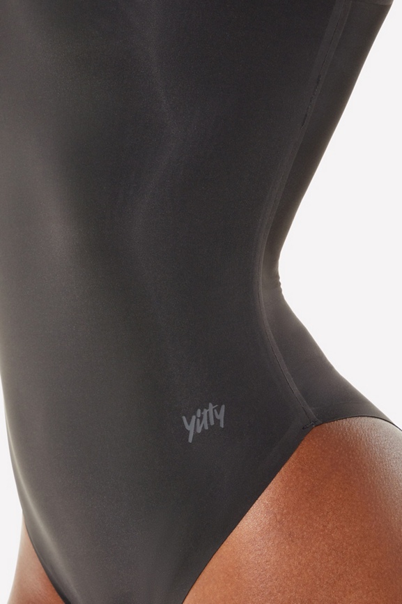 Smoothed Reality Square Neck Bodysuit - Fabletics