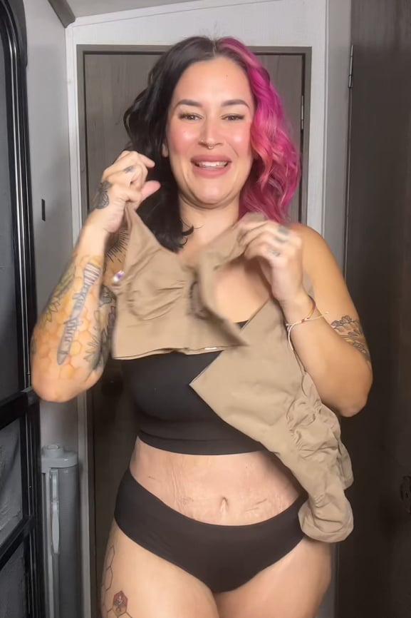 Nearly Naked Shaping Midi Bra - Fabletics