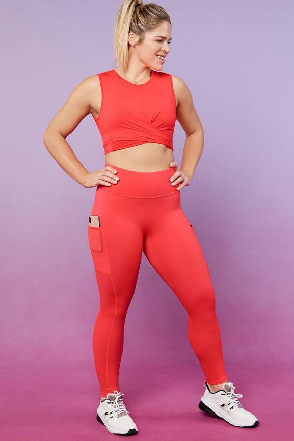Pia Powertouch Light Front Twist Tank - Fabletics Canada