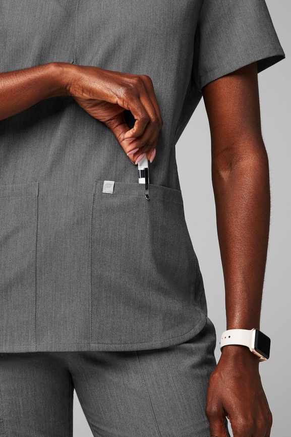 Method 2-Pocket Scrub Top - Fabletics